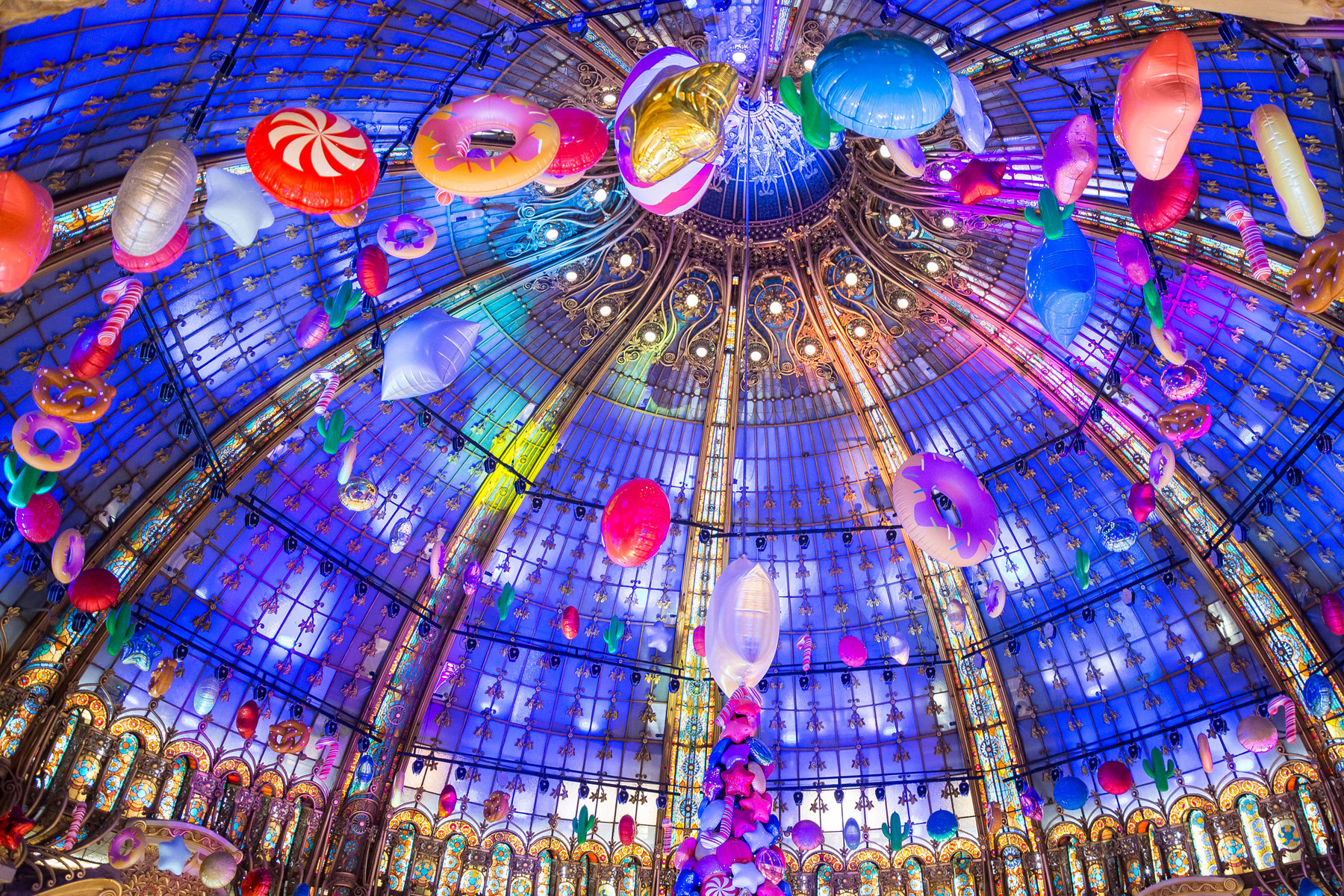 Amazing Shopping Places In Paris Play Golf In France Amazing Shopping Places In Paris Play Golf In France